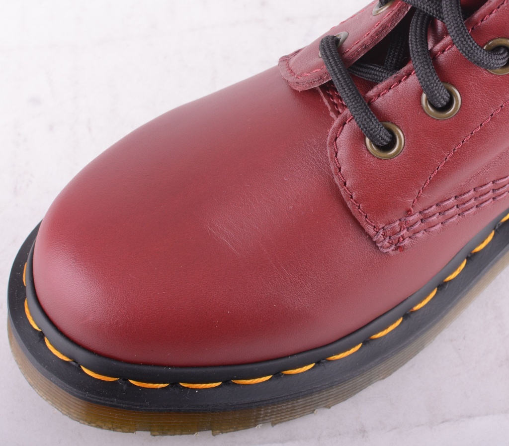 SKO UNO - 1460 Pascal Cherry